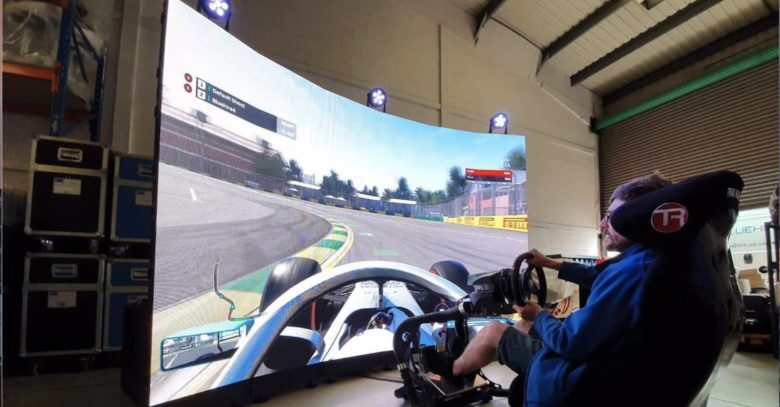 Curved LED Display Screen Technology: Features, Benefits, and Usage ...