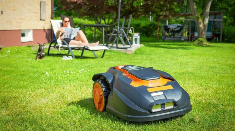 10 Outdoor Tech Gadgets To Create Your Backyard Oasis - 2024 Guide ...